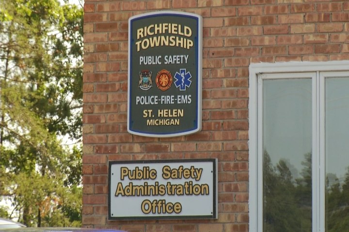 Richfield Township police seek suspect in hit-and-run involving damaged ...