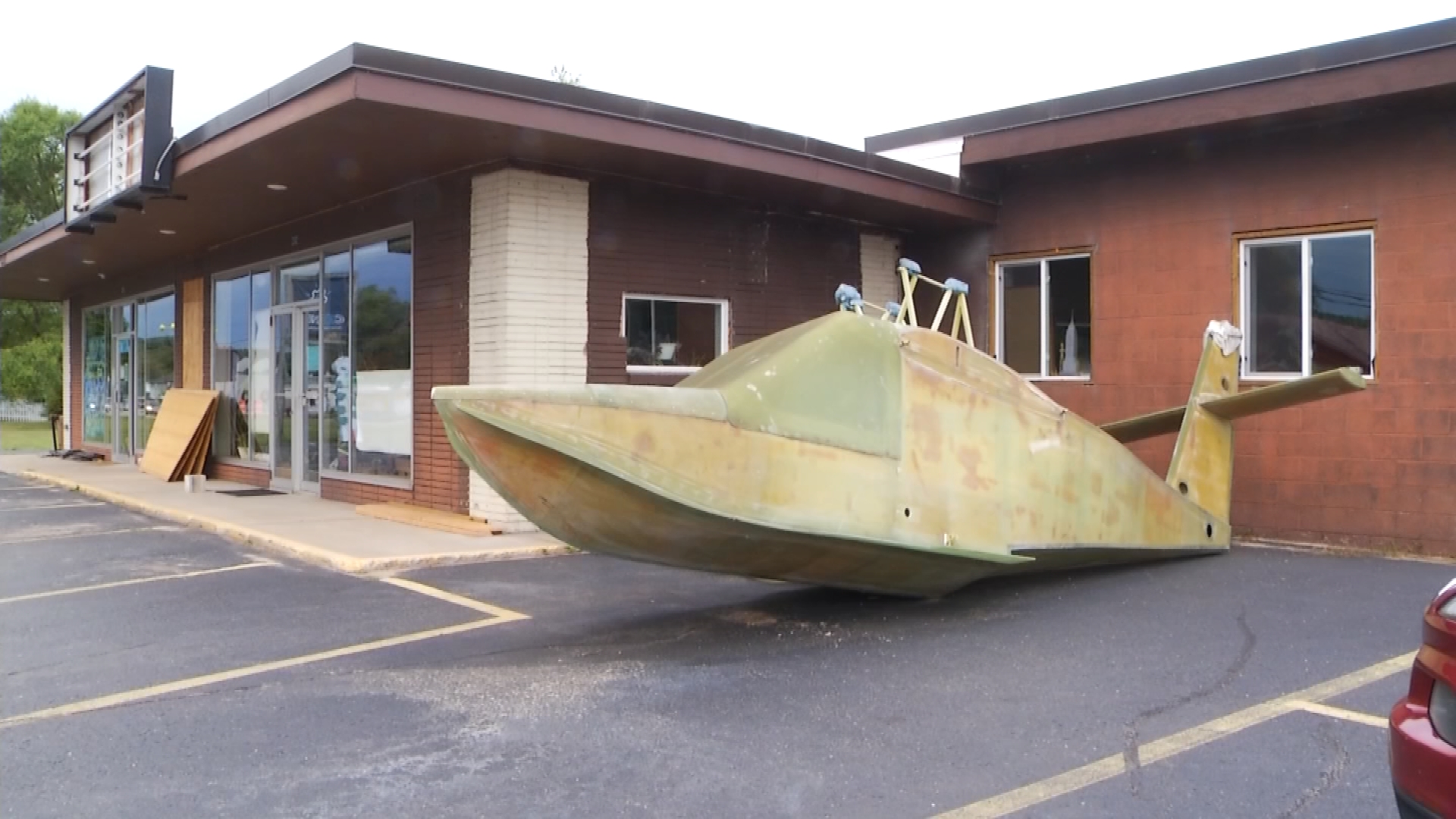 COGNiTiON Receives Sculpture Donations – 9&10 News