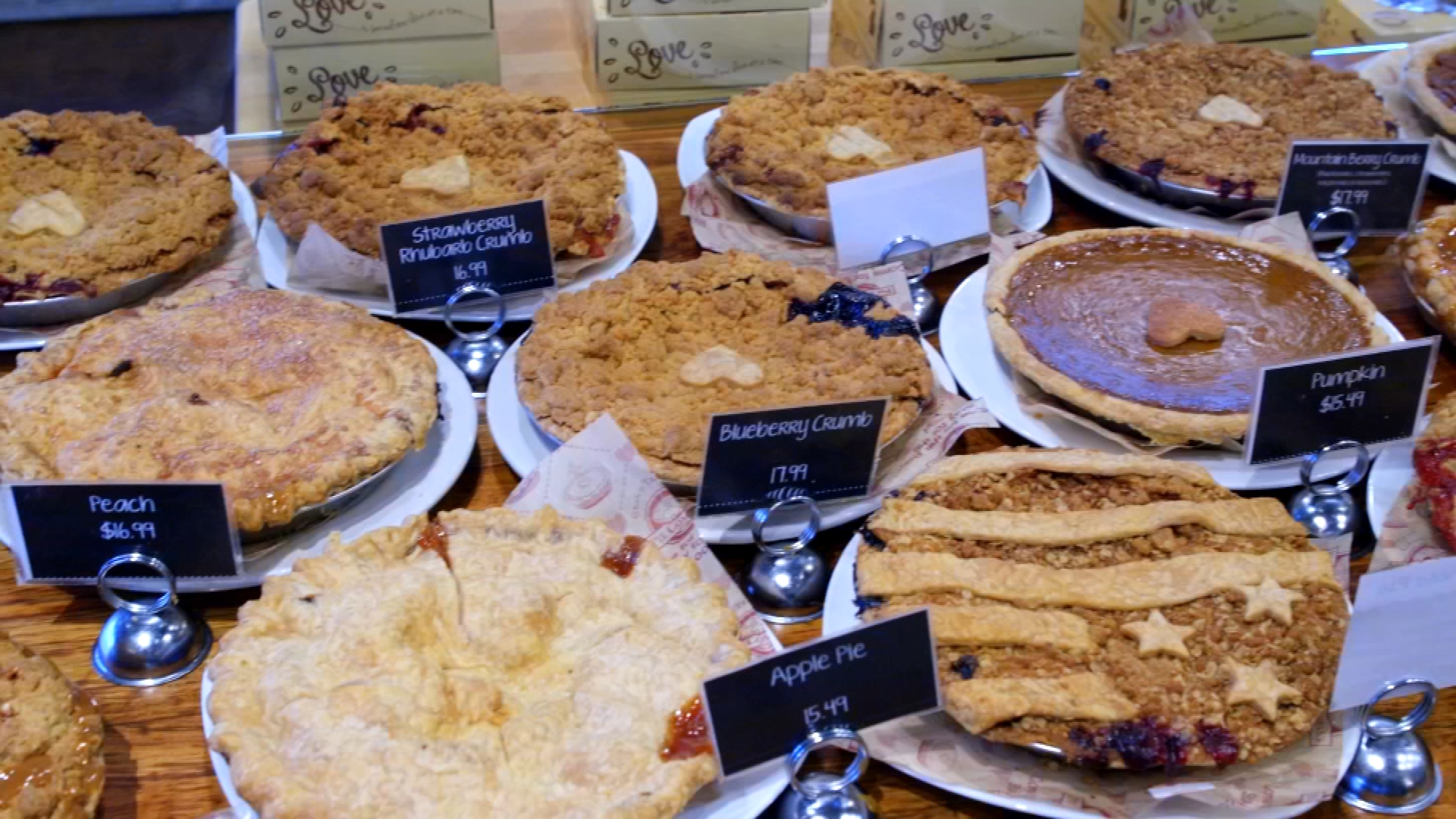 Grand Traverse Pie Company: Perfecting Pies and Keeping Recipes Alive – 9&10 News