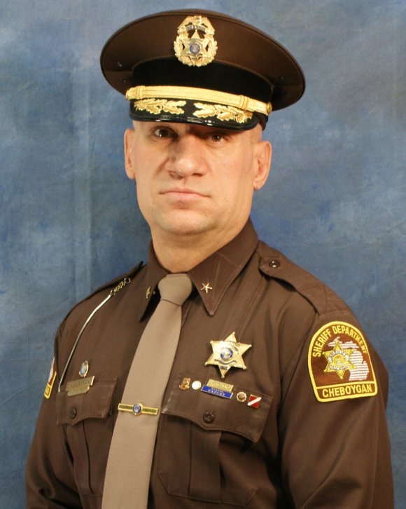 Cheboygan Co. Sheriff Announces Retirement – 9&10 News