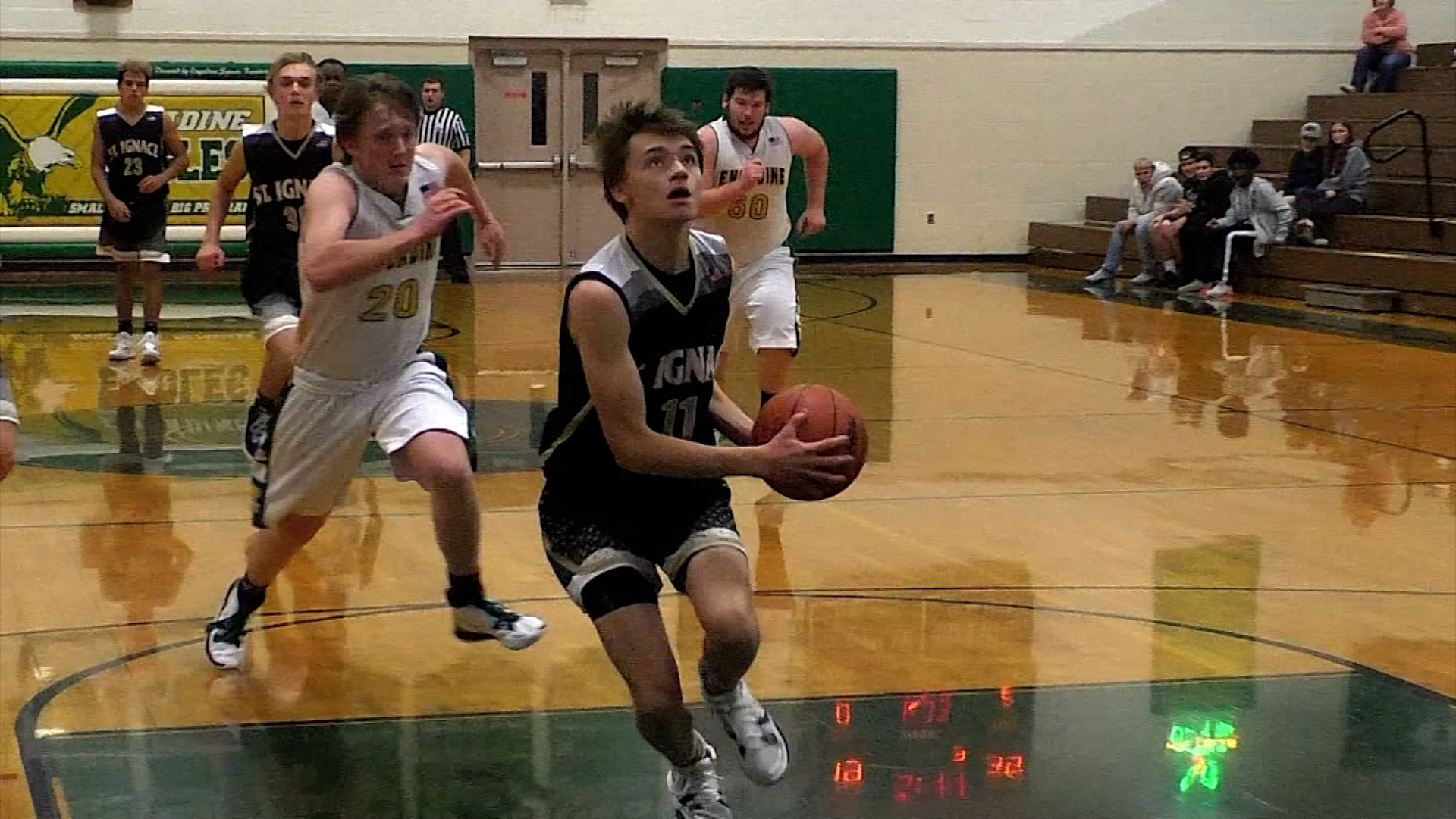 St. Ignace Boys, Girls Take Down Engadine in Basketball – 9and10News.com