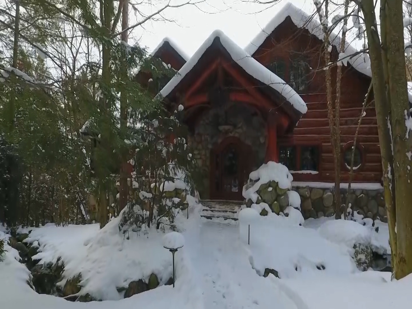 Amazing Northern Michigan Homes: Incomparable Custom Log Home on Lake ...