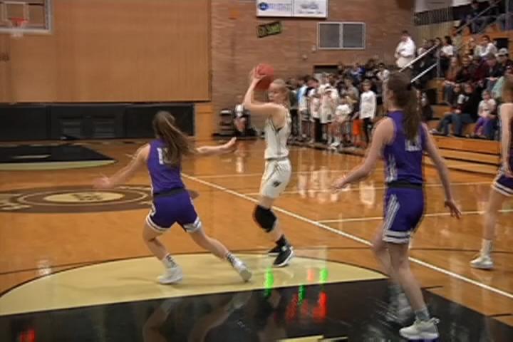 St. Ignace Cruises to 12th Straight District Championship – 9&10 News