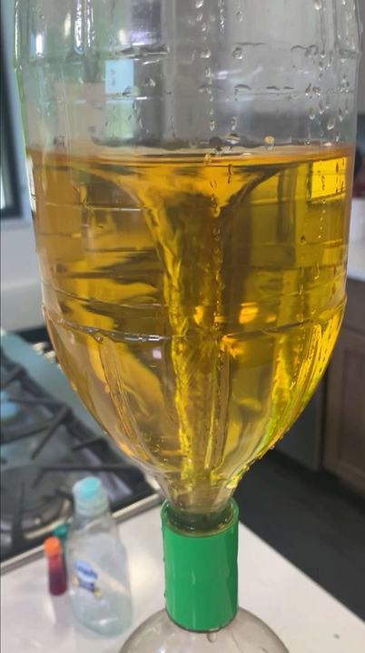 Science with Samantha: Tornado in a Bottle – 9&10 News