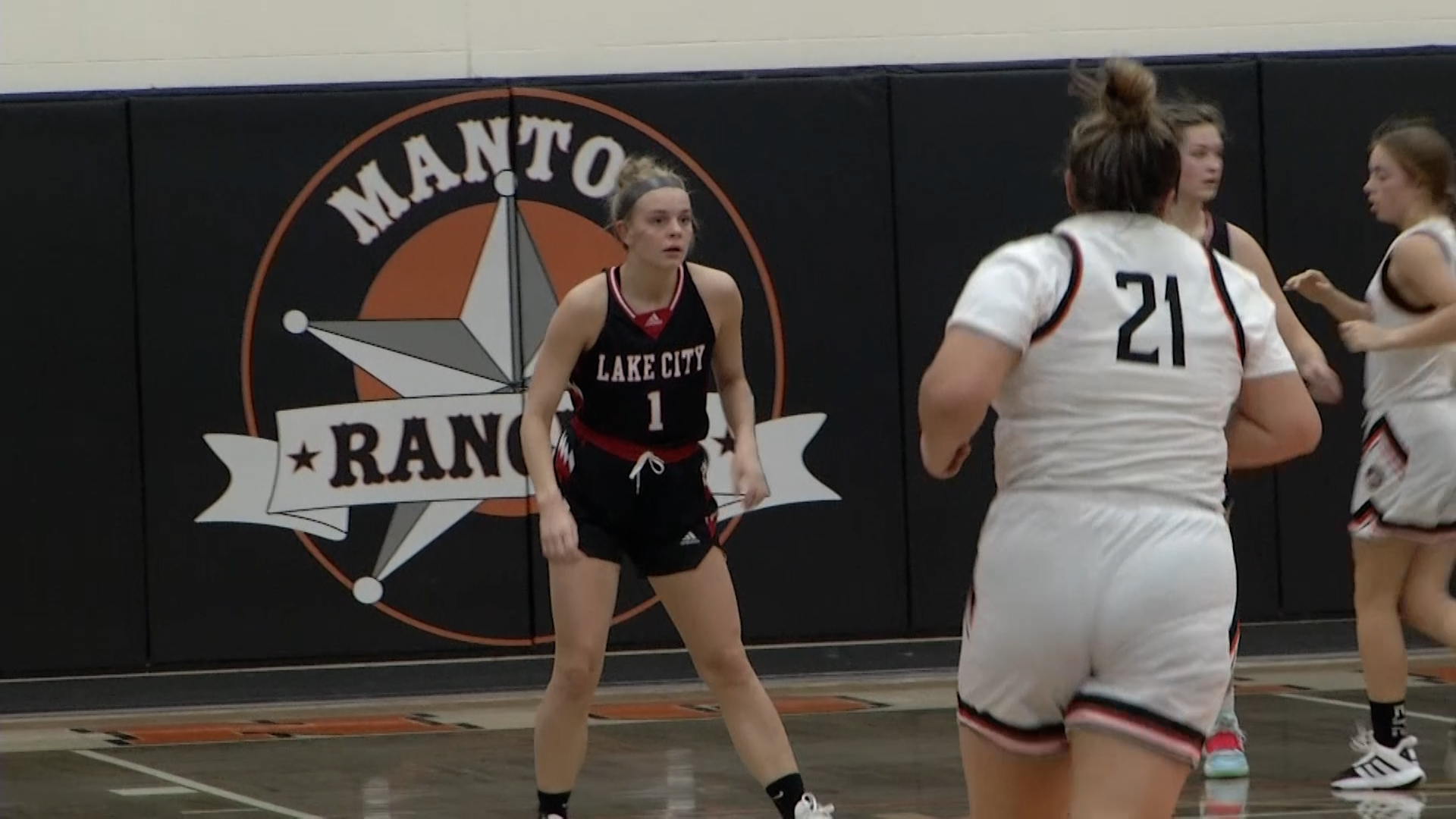 Lake City Holds Manton to 15 Points in Big Win – 9&10 News
