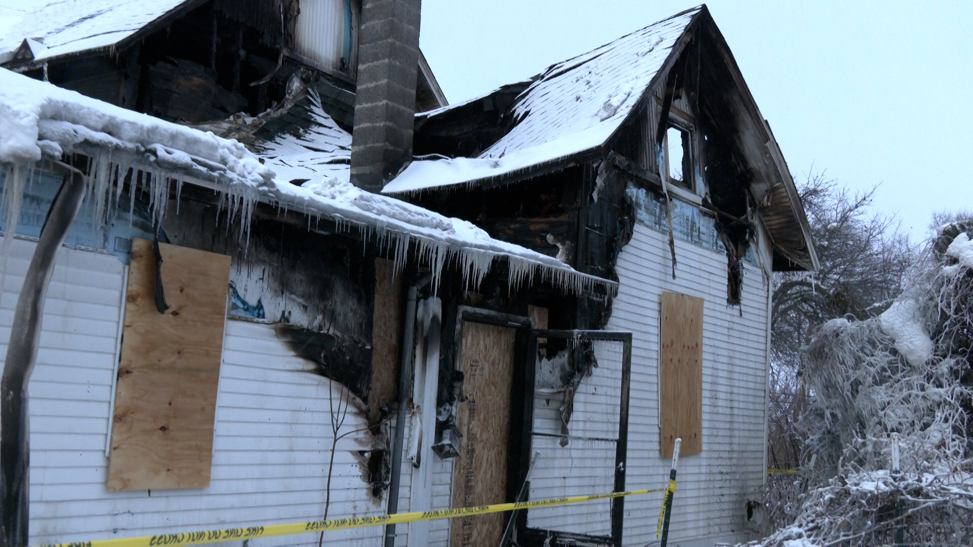 Historic Hammond Farmhouse Destroyed in Devastating Fire – 9and10News.com
