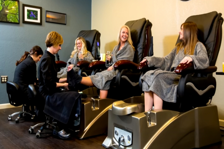 Business in Focus: April Spa Deals at Treetops Resort – 910News.com