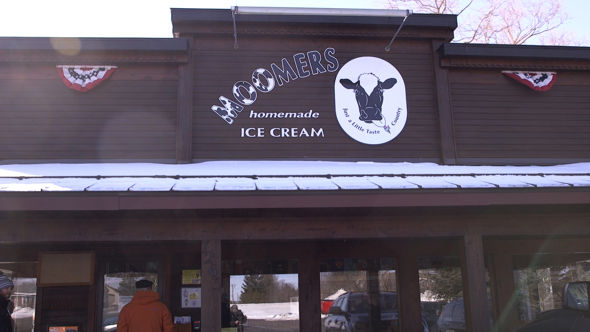 Moomers Celebrating 25th Season – 910News.com