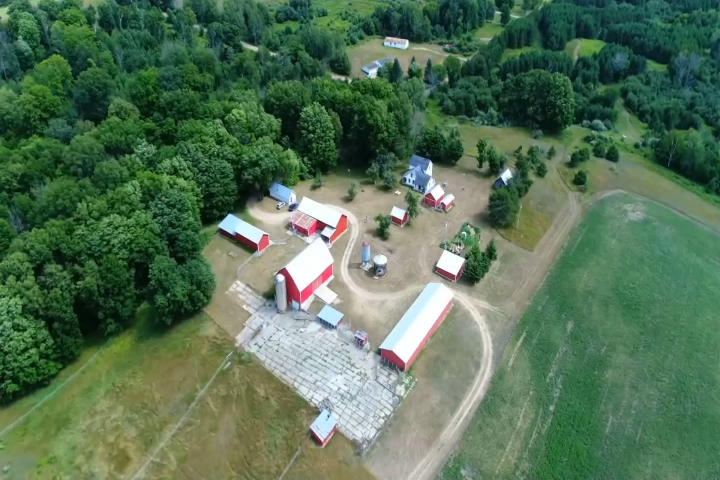 Sights and Sounds Drone Edition: Ole’s Farm in Mecosta County – 9&10 News