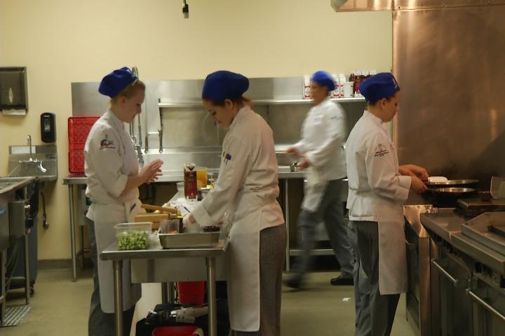 Jack’s Journal: History Behind Culinary Uniform at NMC – 9&10 News