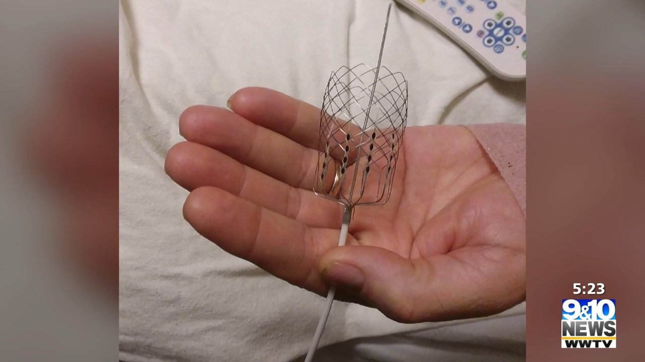 Healthy Living: First Ever Device Successfully Used to Treat Heart ...