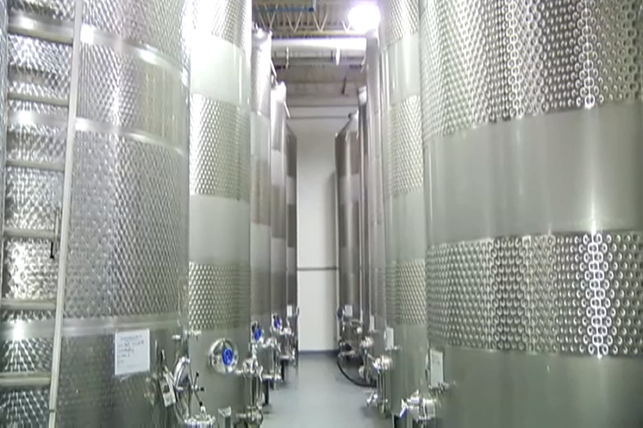 MTM On The Road: Behind the Scenes Wine Assembly at Leelanau Wine ...