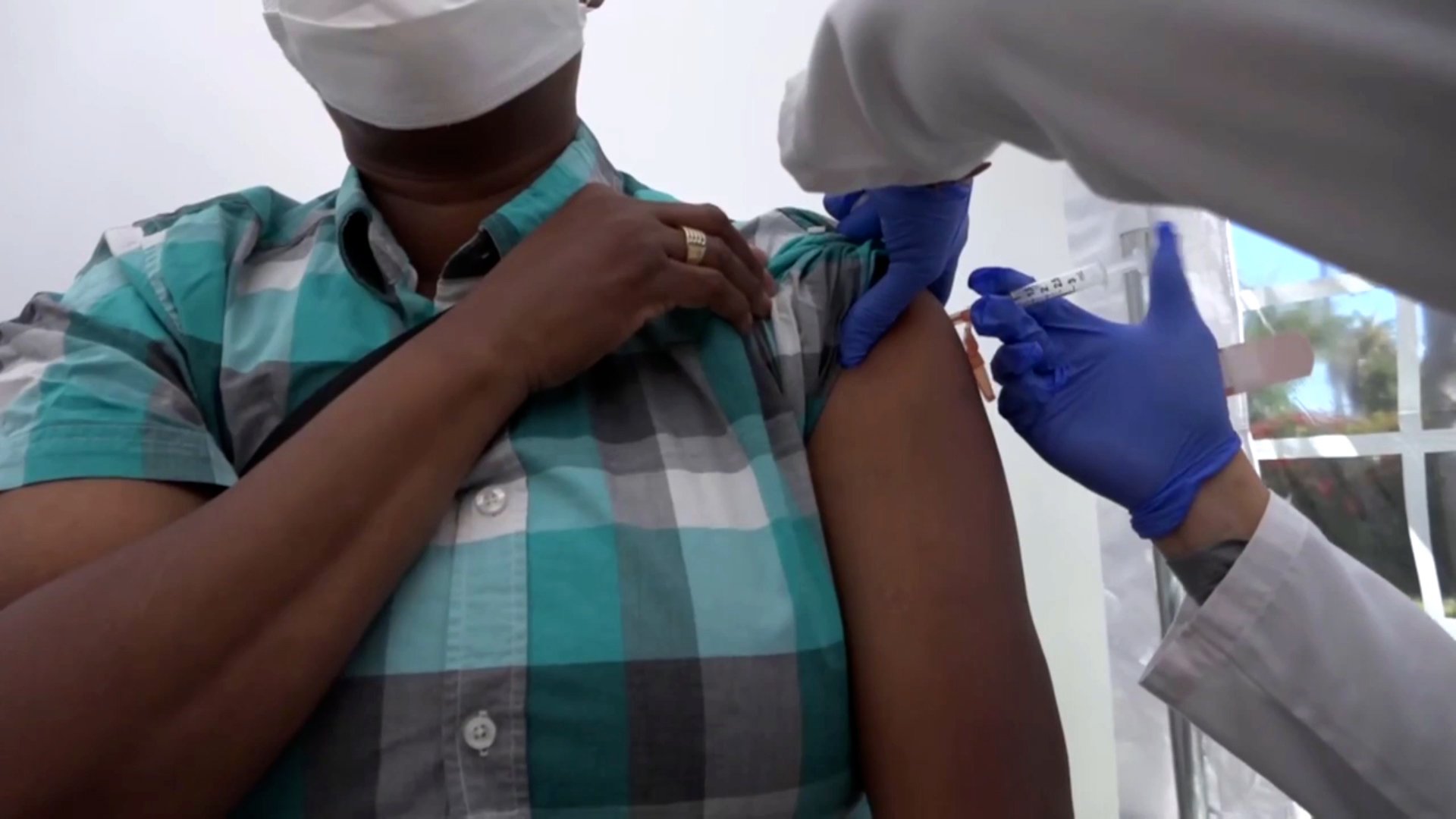 Relatives of Tuskegee Experiment Victims Promote Vaccinations In Black ...