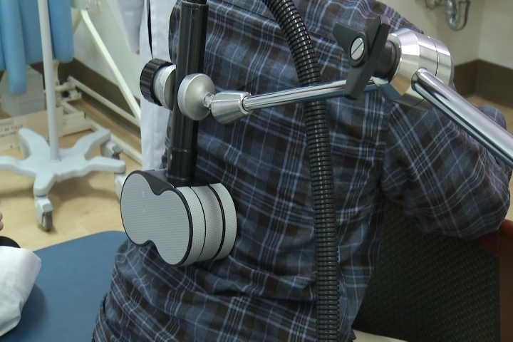 Healthy Living: Spinal Cord Simulator – 9&10 News