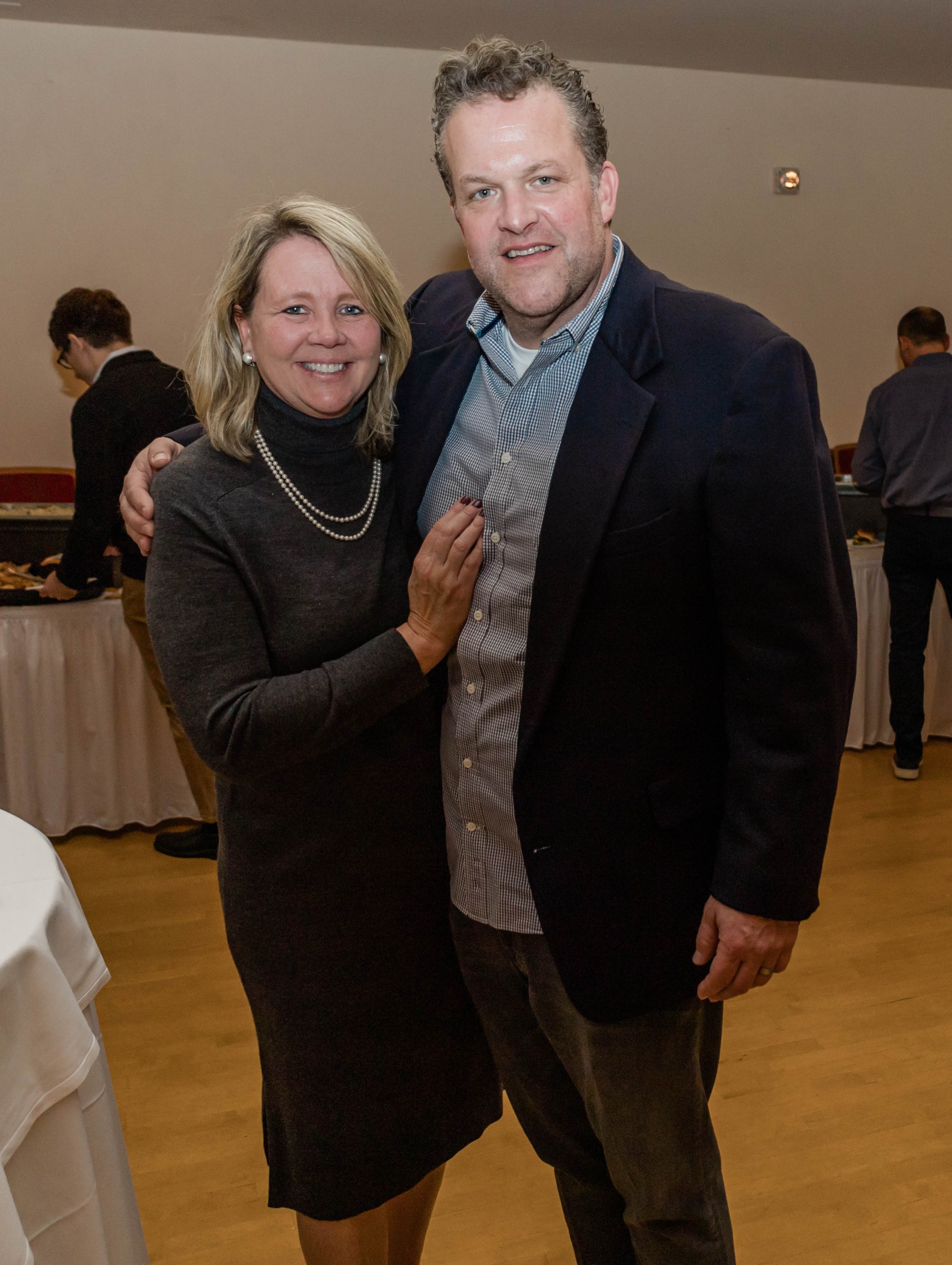 Red Ginger Receives 2021 Lyle DeYoung Award – 9&10 News