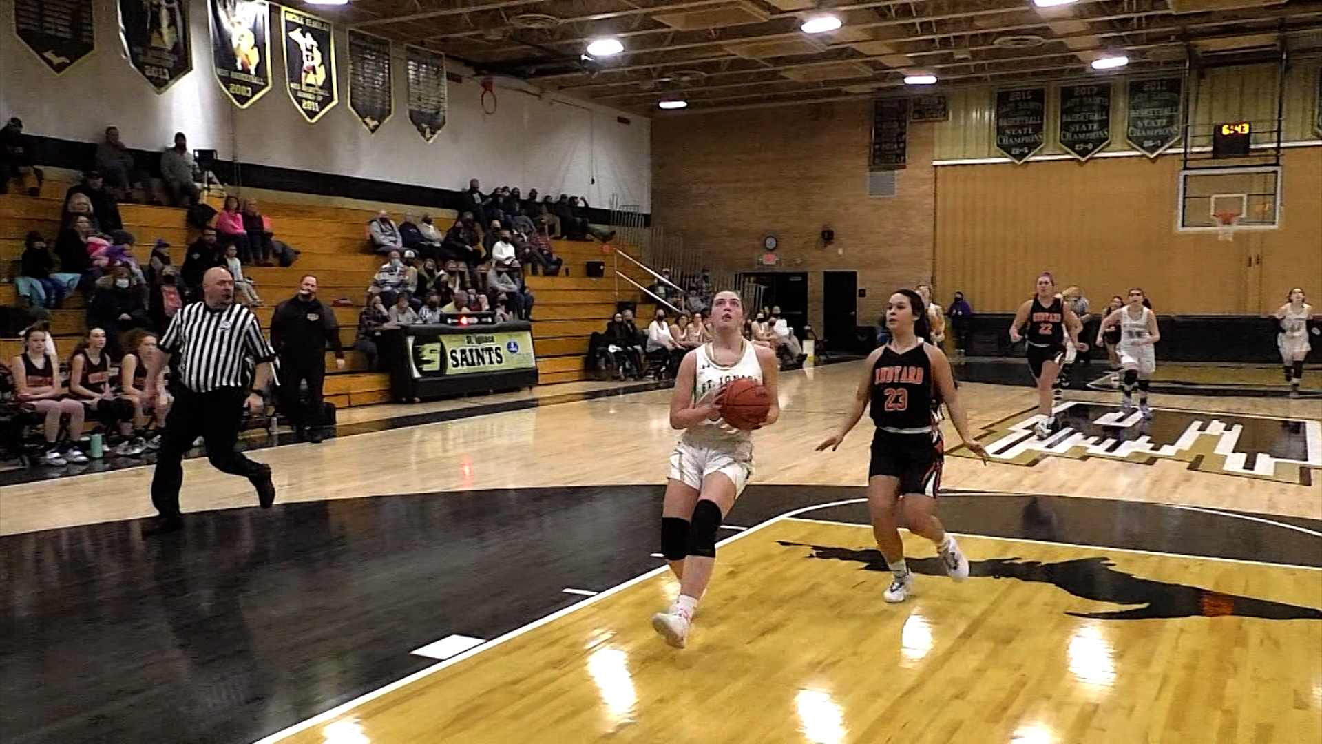 St. Ignace Girls Hoops Takes Down Rudyard in Straits Area Conference ...