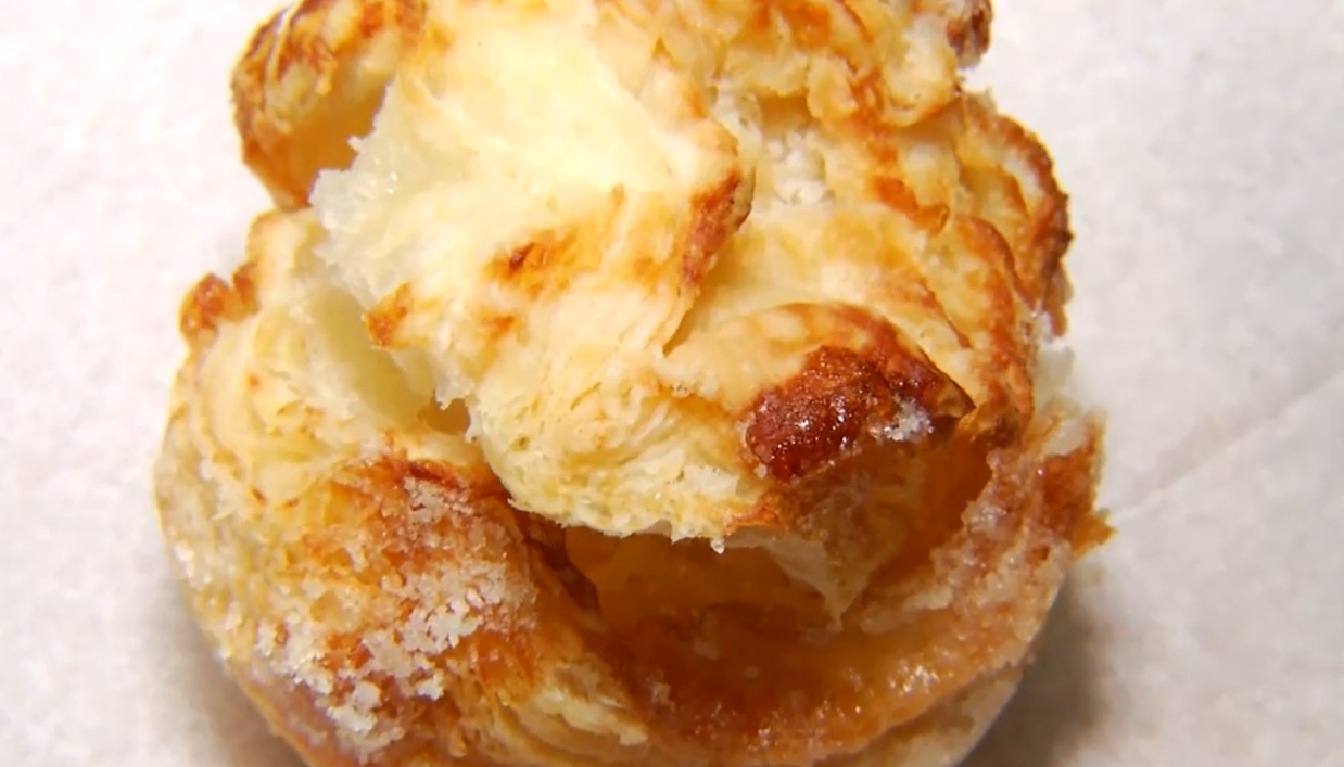 Inside The Kitchen at That French Place in Charlevoix – 9and10News.com