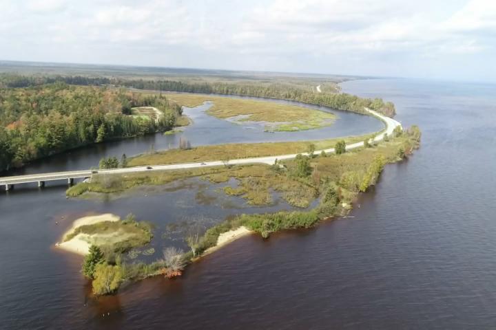 Sights and Sounds Drone Edition: Tahquamenon River – 9and10News.com