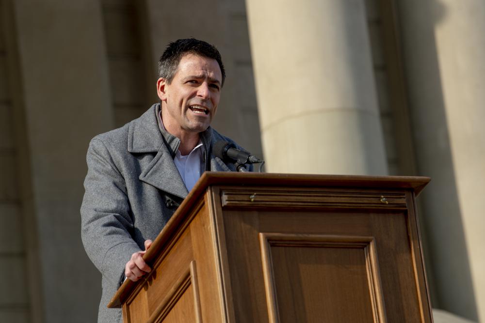 Michigan GOP Candidate Kelley Charged for Capitol Riot Role – 9&10 News