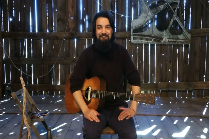 Featured Artist: Seth Bernard – 9and10News.com