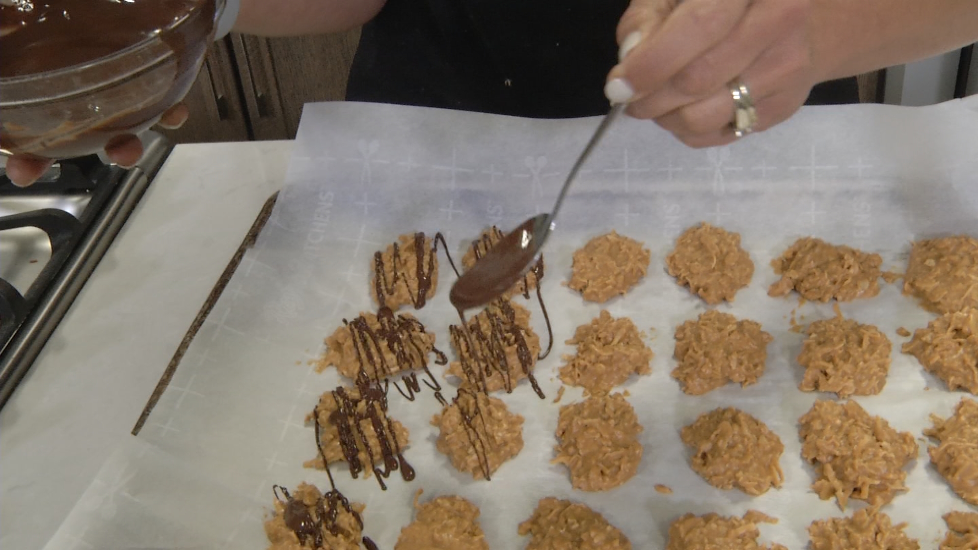 Michelle No-Bakes: Butterscotch-Coconut Cookies – 9and10News.com
