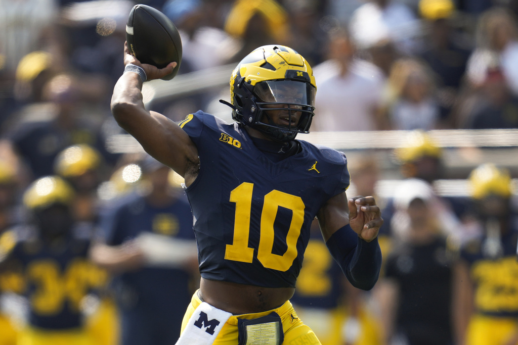 Alex Orji to start at QB for Michigan against USC – 9&10 News