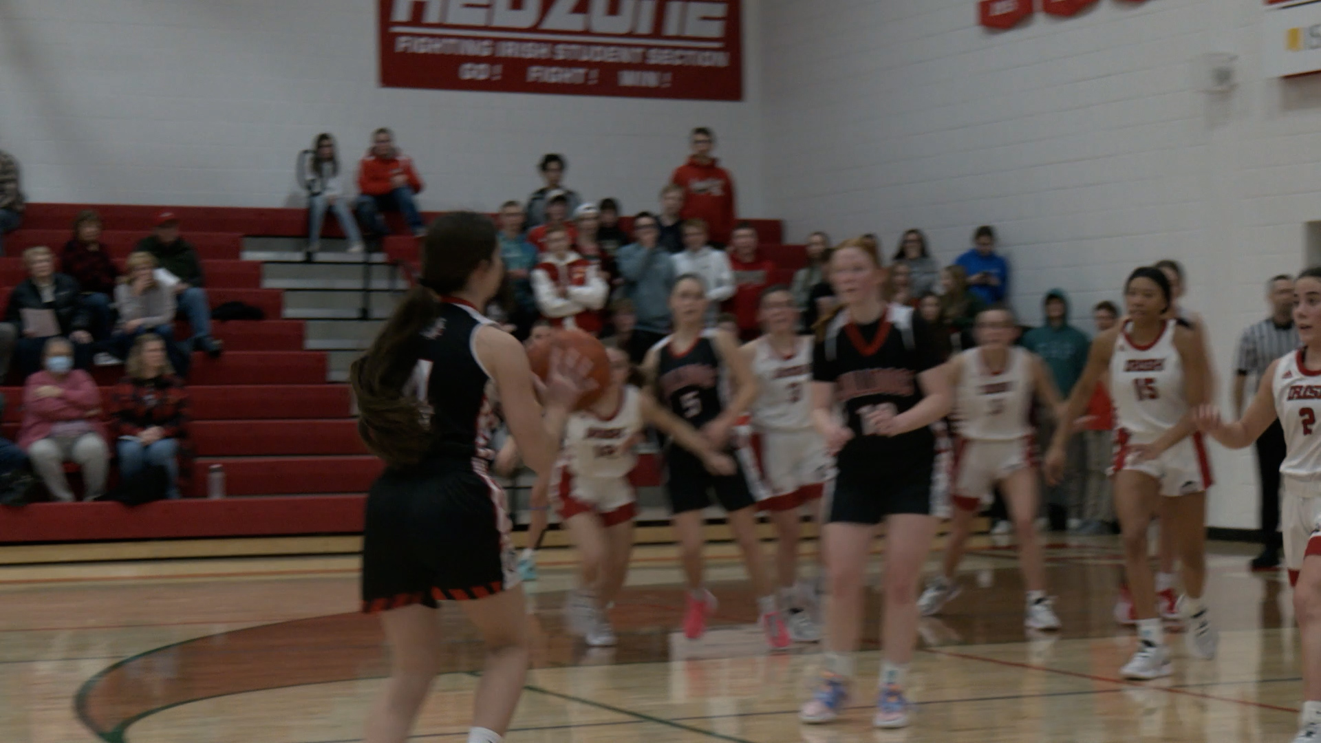 Mt. Pleasant Sacred Heart Falls to St. Charles in Girls Hoops – 9&10 News