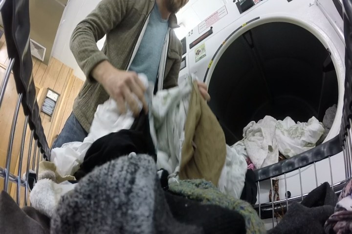 The Laundry Project Helps People in Need Clean Clothes for Free ...
