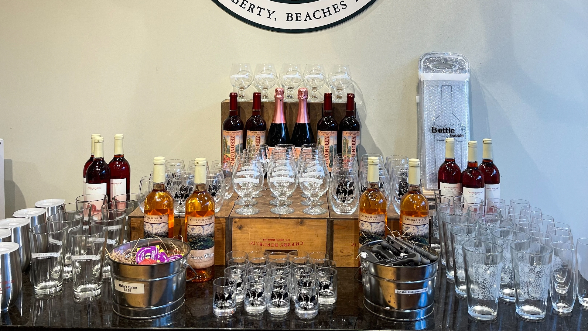 MTM On The Road: Homemade Ice Cream and Cherry Pie at the Cherry ...