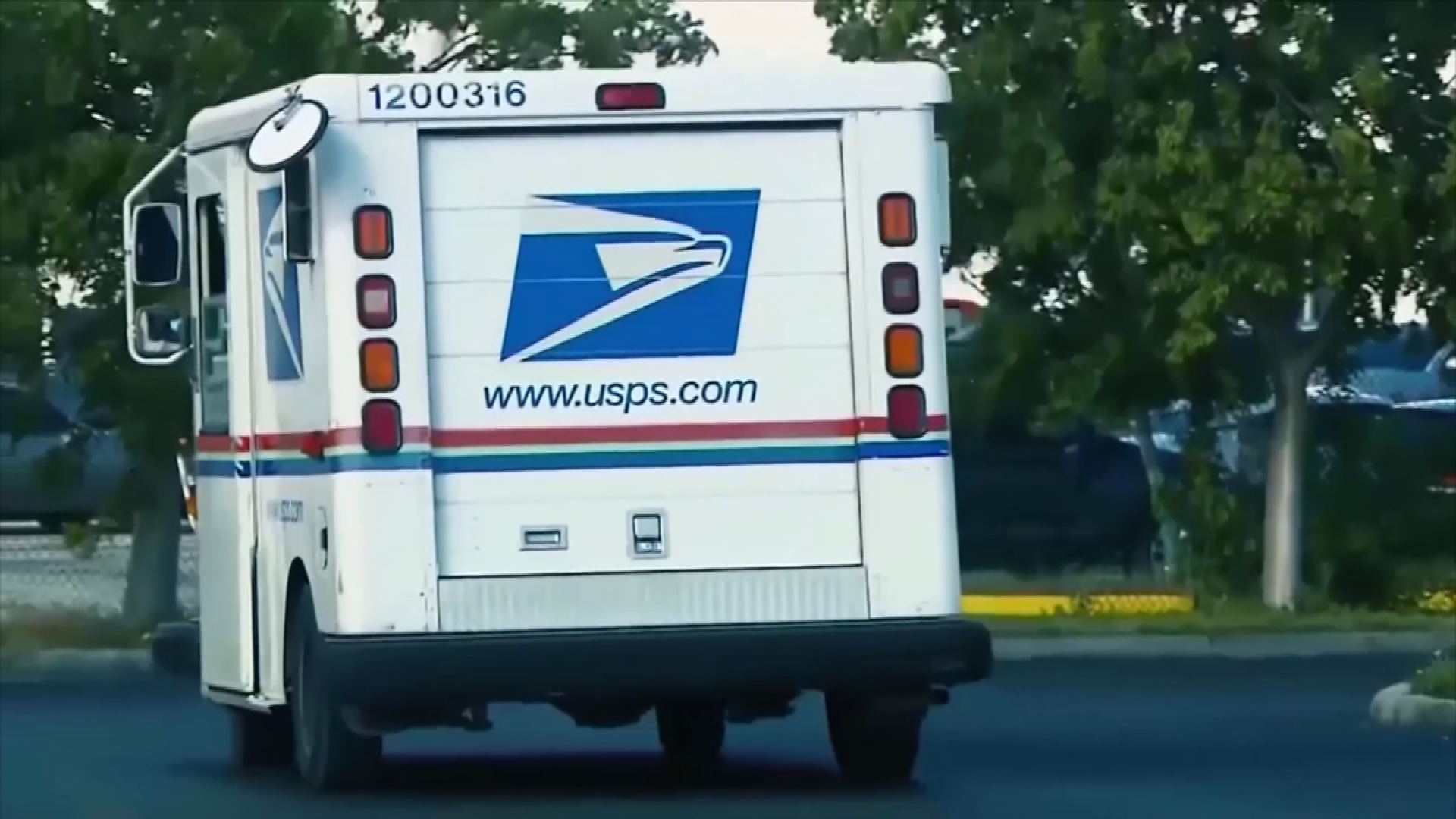 USPS Mail Carriers Out Earlier Than Normal To Make Deliveries – 9&10 News