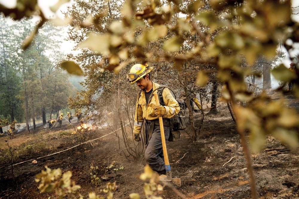 Crews Make Progress Against Destructive Fire Near Yosemite – 9&10 News