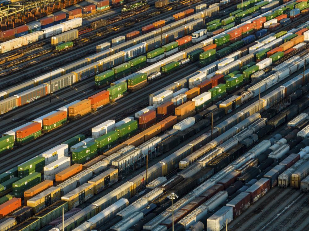 Rail Workers Win Key Concessions in Deal to Prevent Strike – 9&10 News