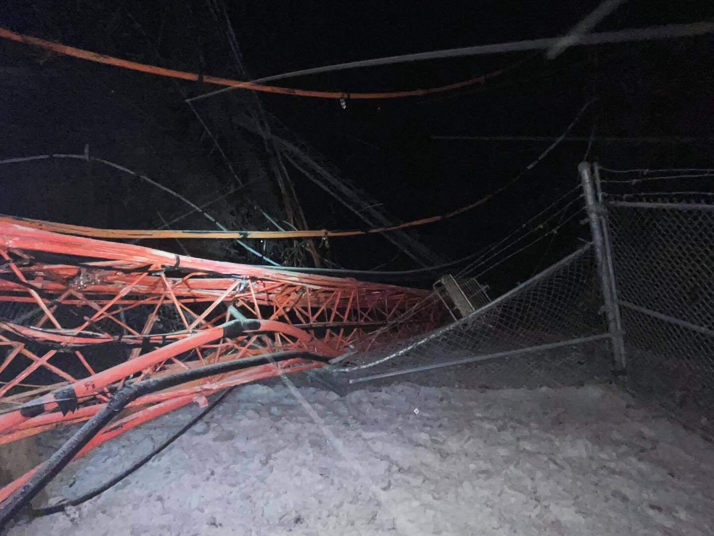 Local radio stations 106 KHQ and Lite 96.3 offline after tower collapse ...