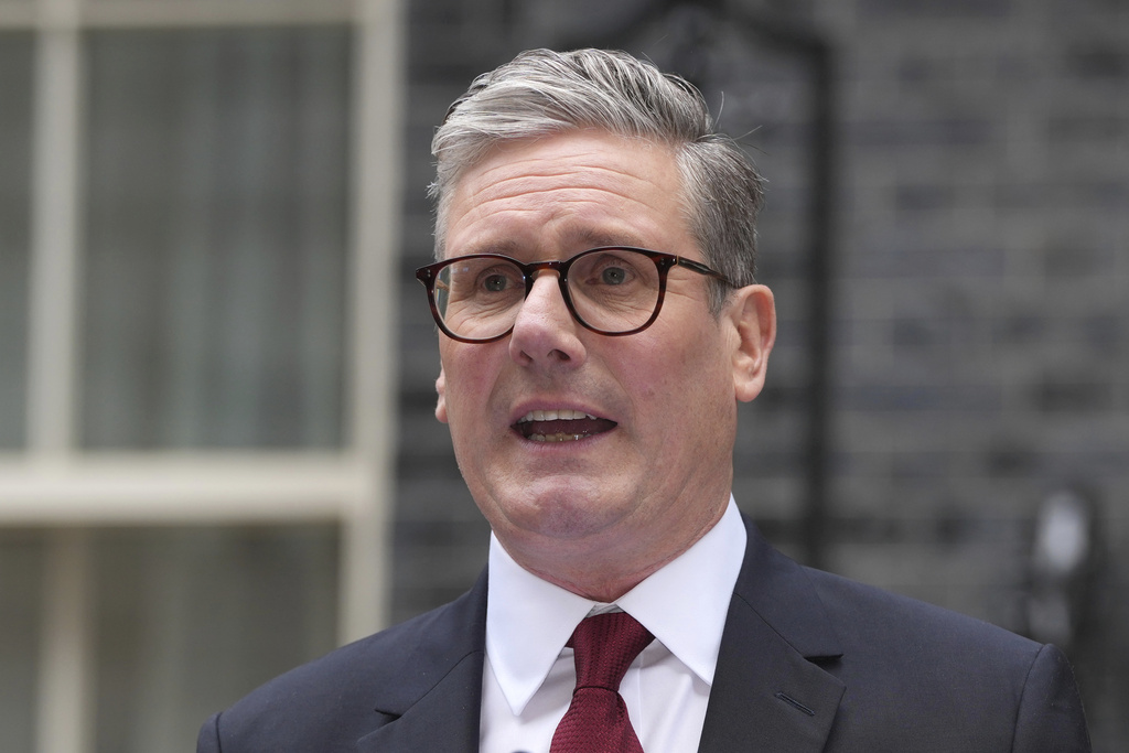 Keir Starmer becomes UK prime minister with overwhelming victory – 9&10 ...