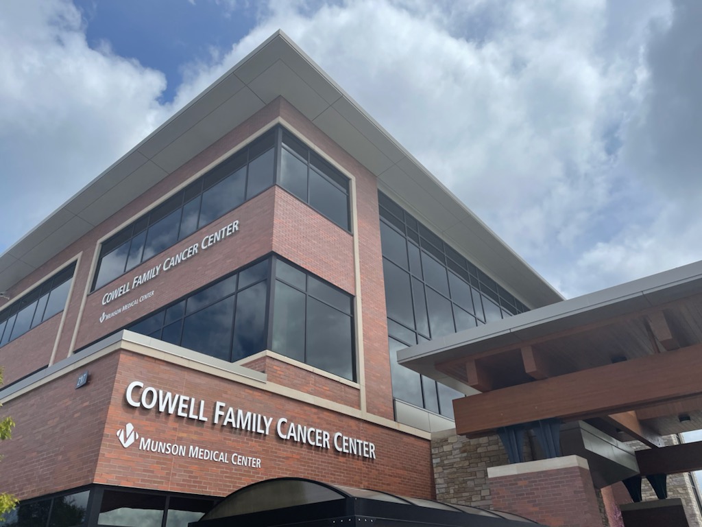 Munson’s Cowell Family Cancer Center Celebrates 5 Years – 910News.com