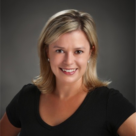 Traverse City commissioners approve new city manager contract with ...