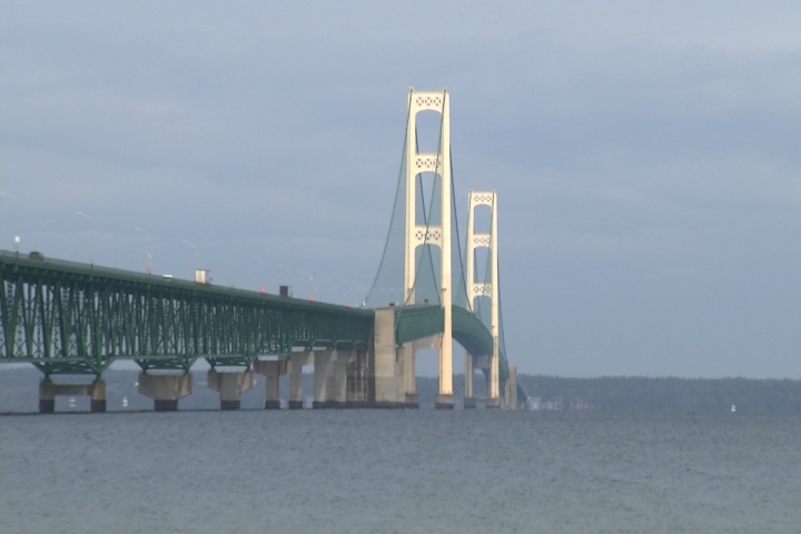 Mackinac Bridge repaving project expected to continue into next week ...