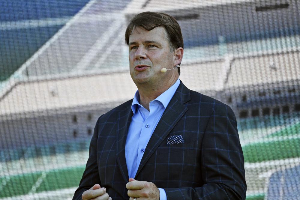 Ford CEO: No Plan to Spin Off EV Business, but Change Coming ...