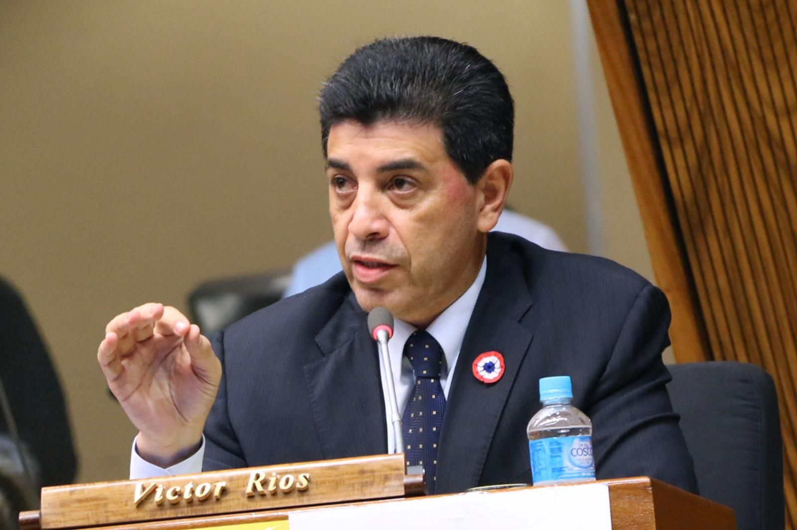 Senado elige a Víctor Ríos para ministro de la Corte Suprema ...