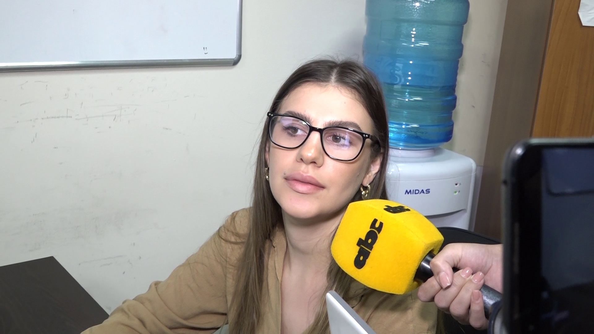 AUDIO: “NepoBabies” en la función pública: Piden “dar tiempo al tiempo” y prometen solución - La ...