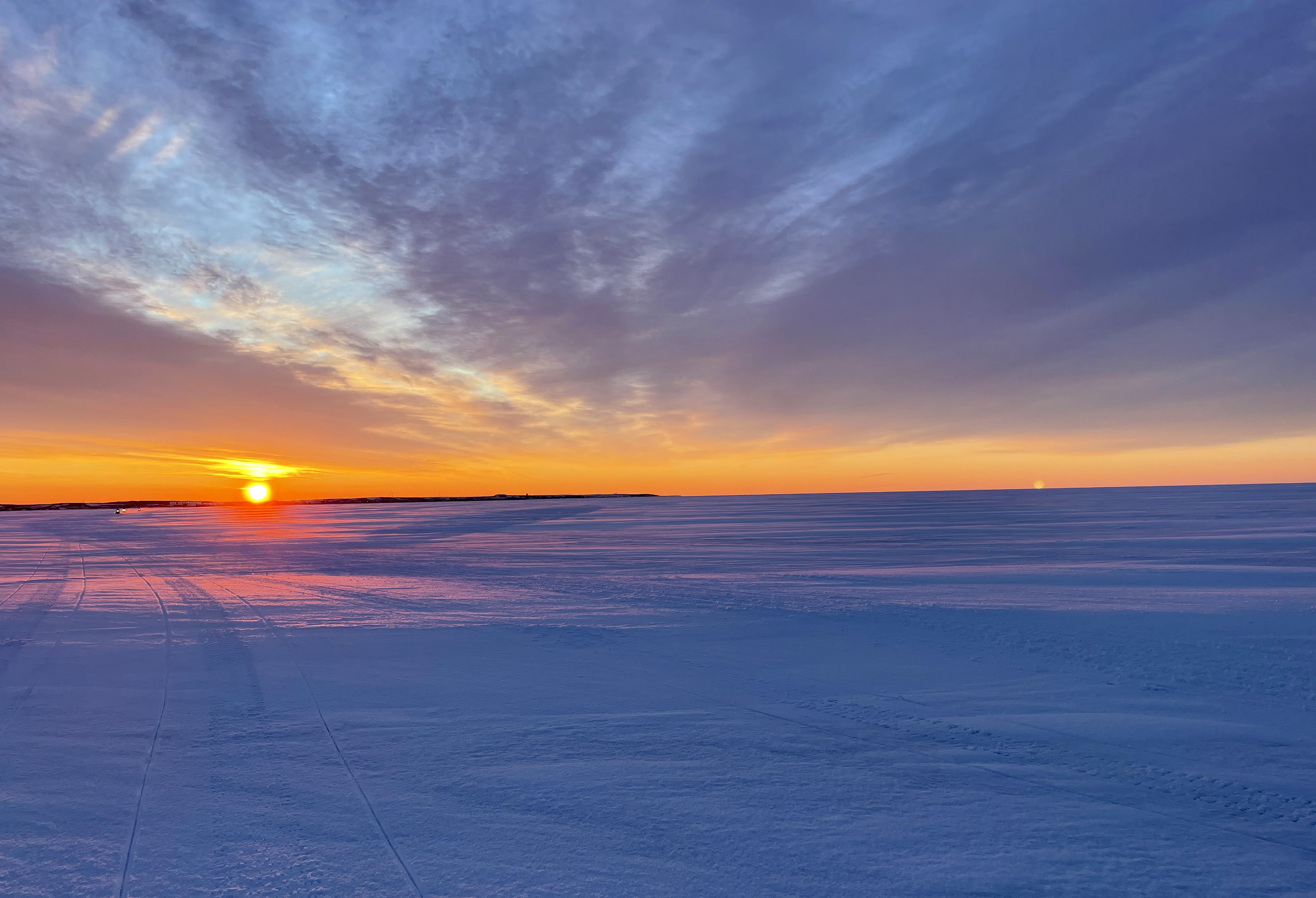 Way across the ice - Anchorage Daily News