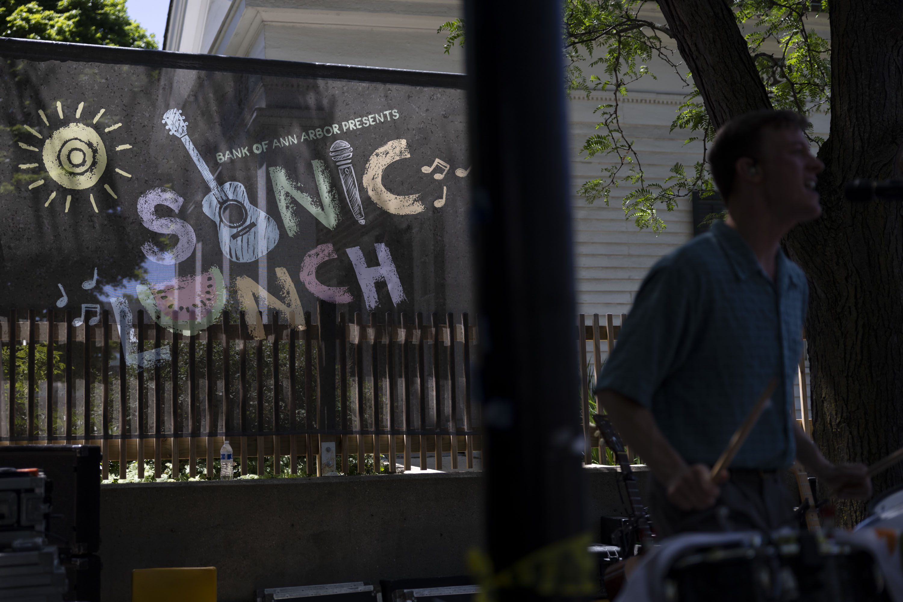 Shaed performs at the first Sonic Lunch concert of the summer - mlive.com