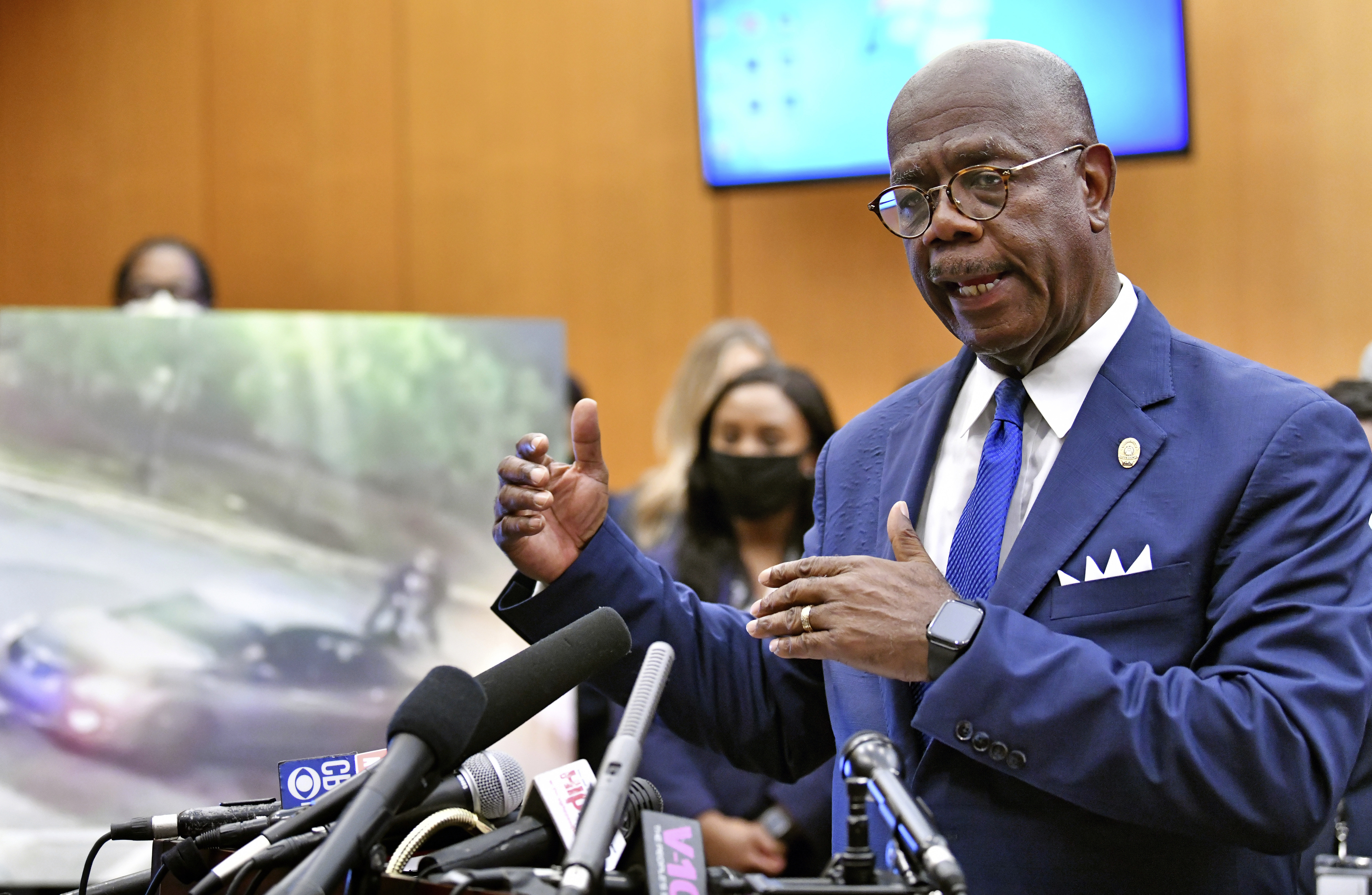 Officer kicked Rayshard Brooks after shooting him in the back ...