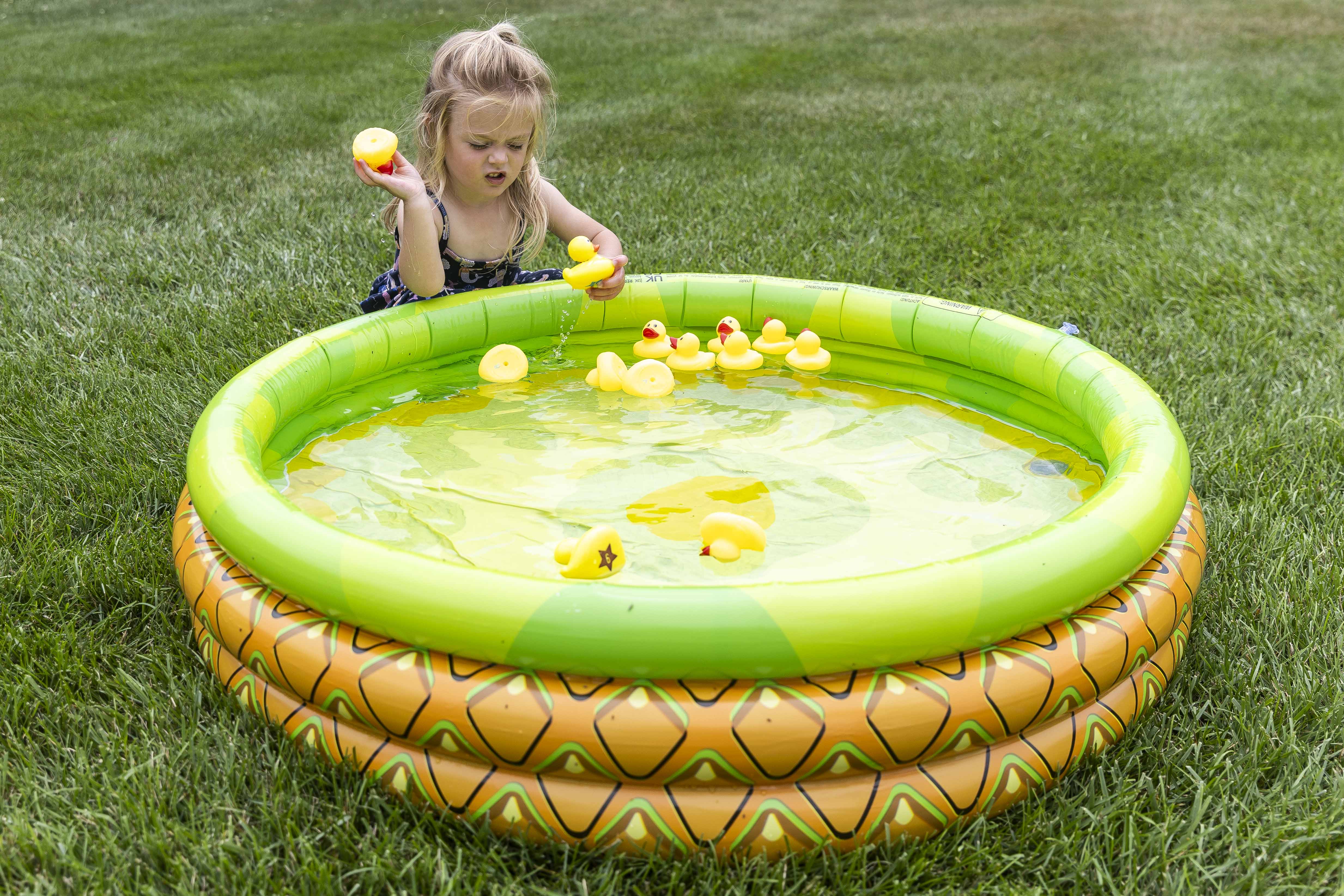 Douglas Duck Dash brings family fun to Saugatuck Venetian Festival ...