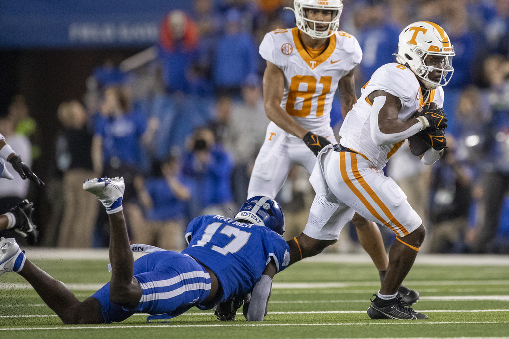 Cleveland Browns select RB Dylan Sampson as their pick in the 4th round ...