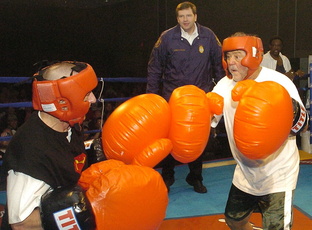 Grand Rapids philanthropist, former U.S. Ambassador Peter Secchia dies ...