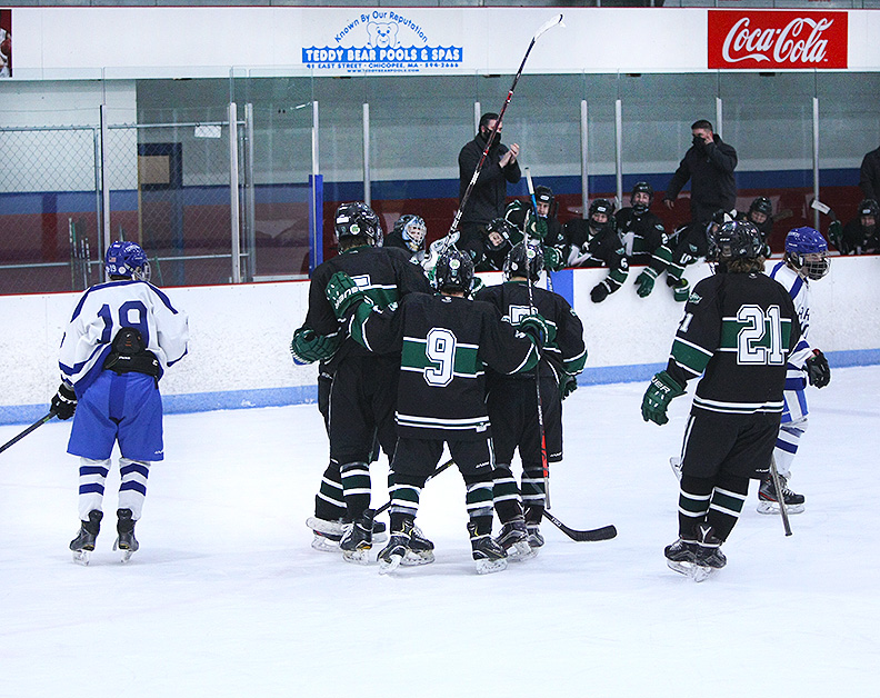 Minnechaug vs West Springfield Hockey 2/27/21 - masslive.com