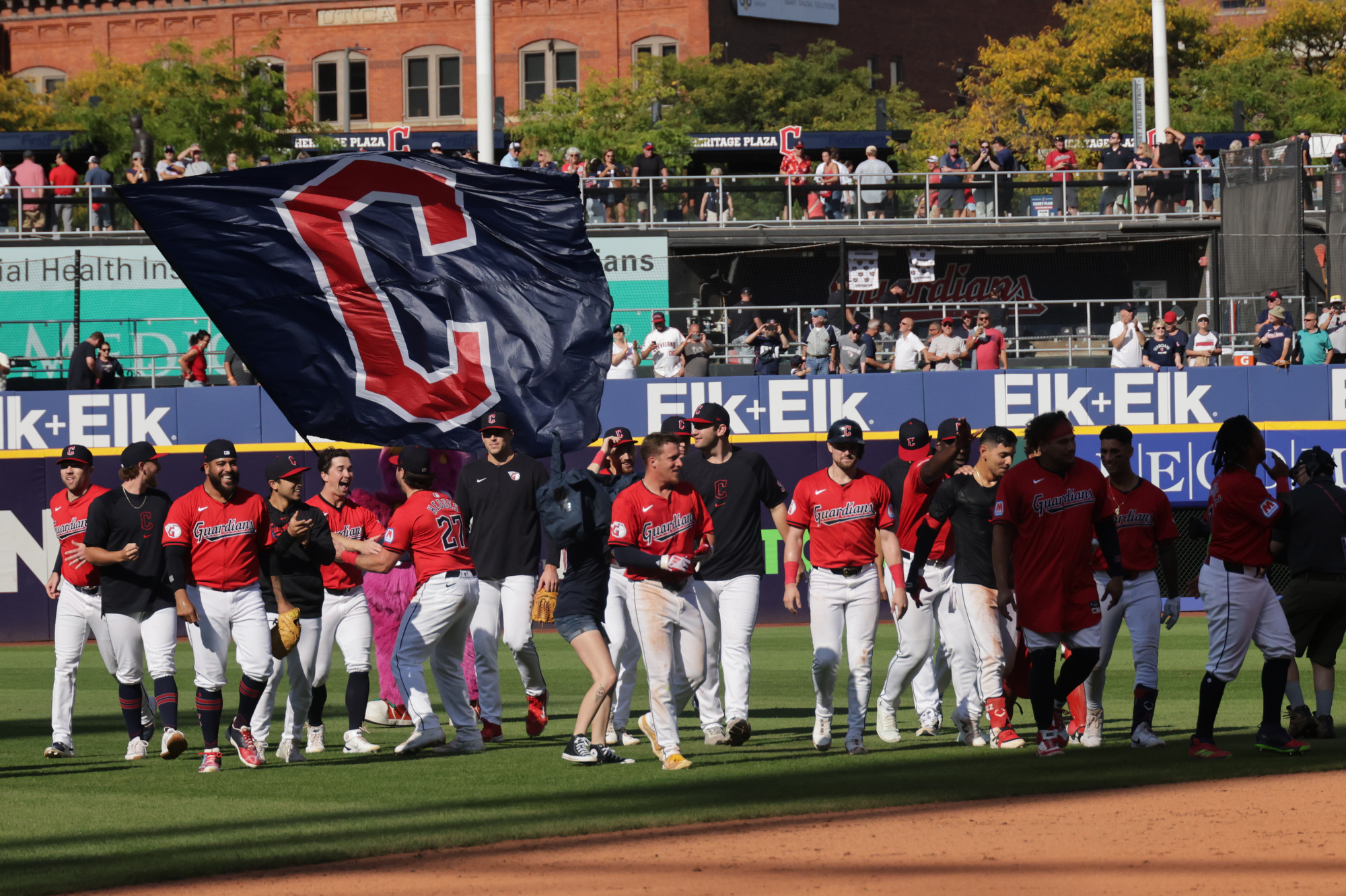 Guardians celebrate as they clinch playoff berth - cleveland.com