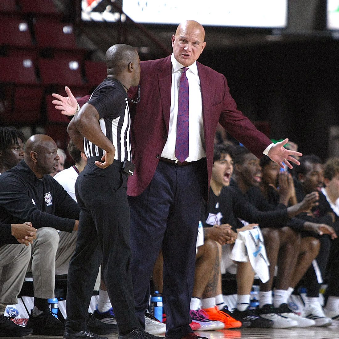 UMass Men's Basketball vs Harvard 12/3/25 - masslive.com