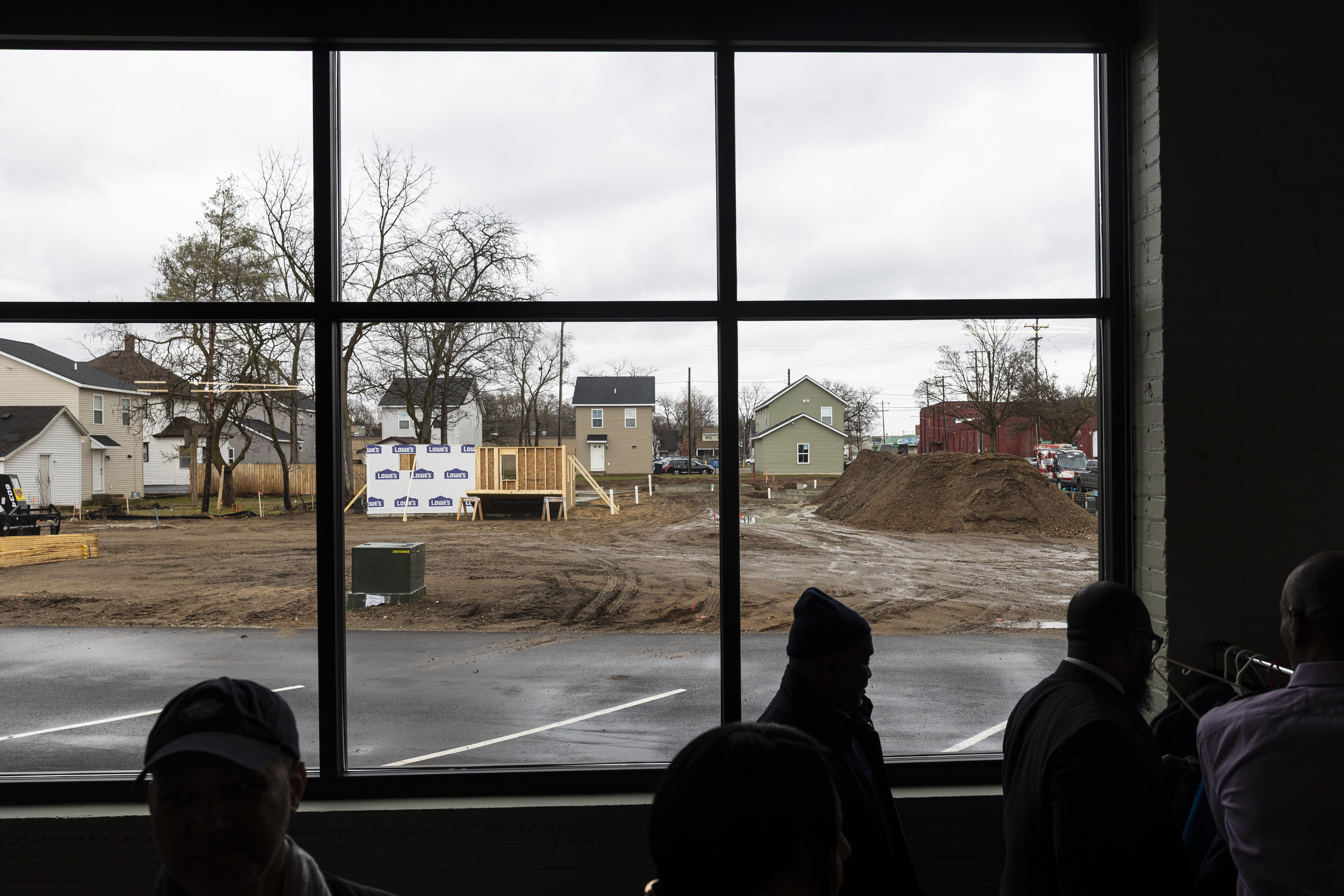 Mel Trotter Ministries holds wall raising ceremony for Hope Village in ...